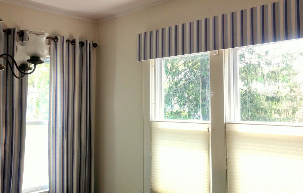 Slimline cornice with TDBU shades - Traditional - Living Room - New ...