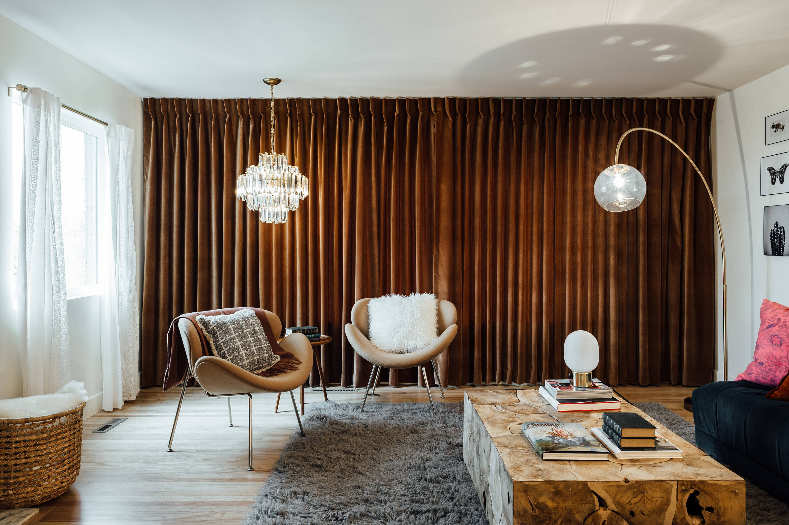 Vertical Lines In A Room