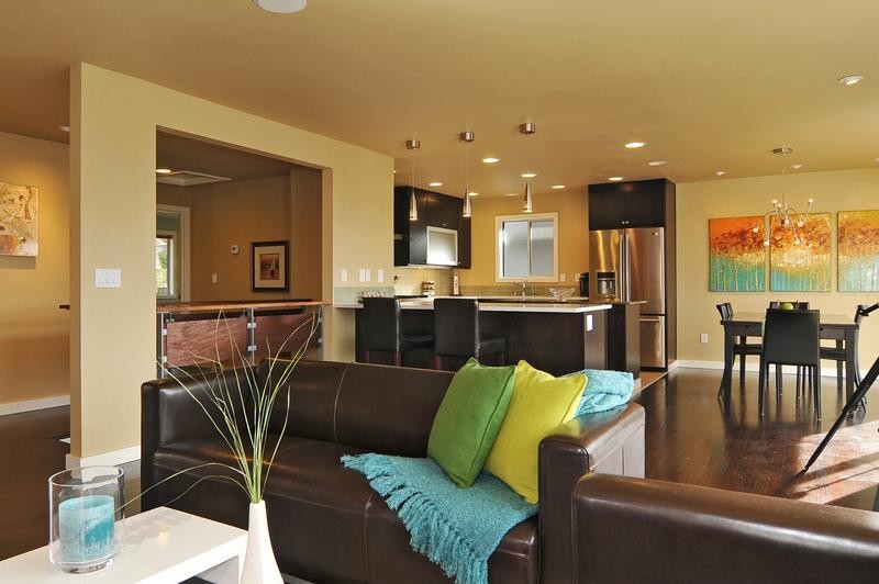 Staged by Seattle Staged To Sell - Modern - Living Room - Seattle - by ...