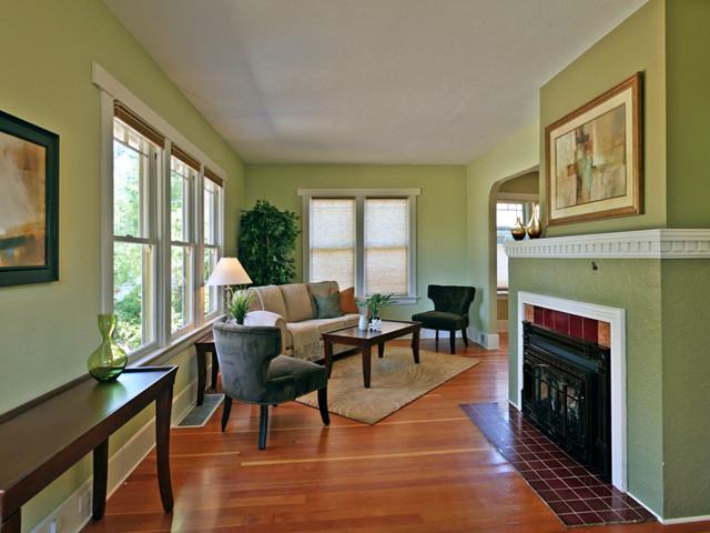Staged Living Room - Living Room - Portland - by Bridget Kiene | Houzz AU