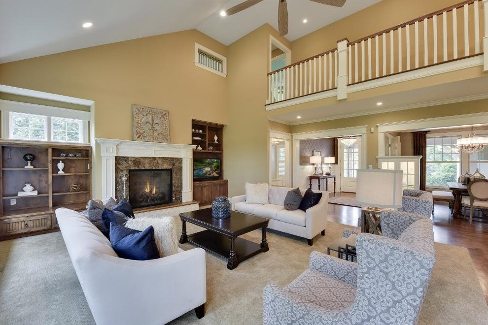 Staging a Cottage style home in Waconia - Campagne - Salon ...