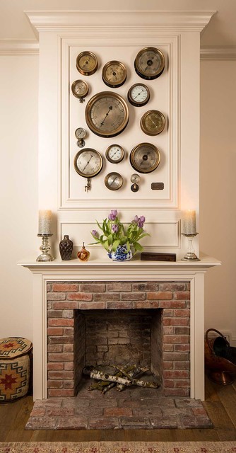 Steampunk-Meets-Farmhouse Fireplace - Vittoriano - Soggiorno - San ...