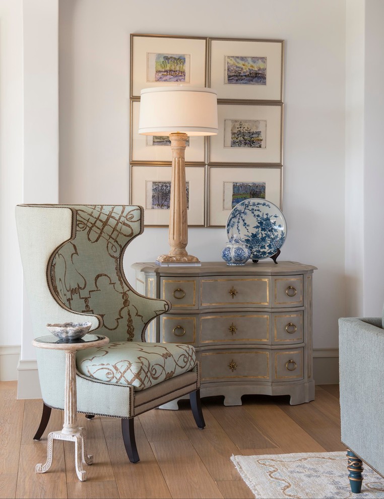 Stylized Sophistication - Traditional - Living Room - Dallas - by ...