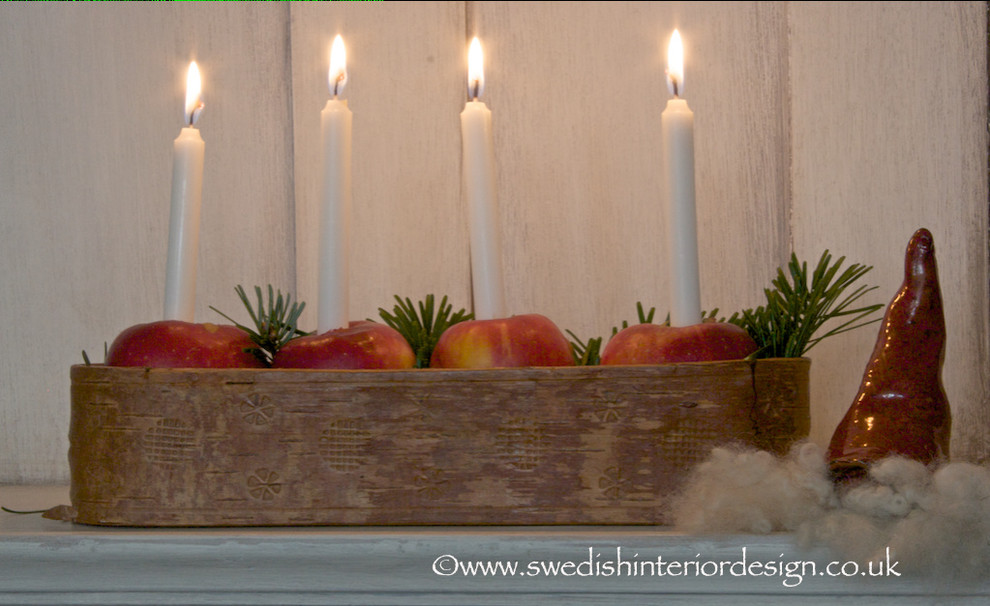Swedish Christmas decorations with ceramic tomte father xmas ...
