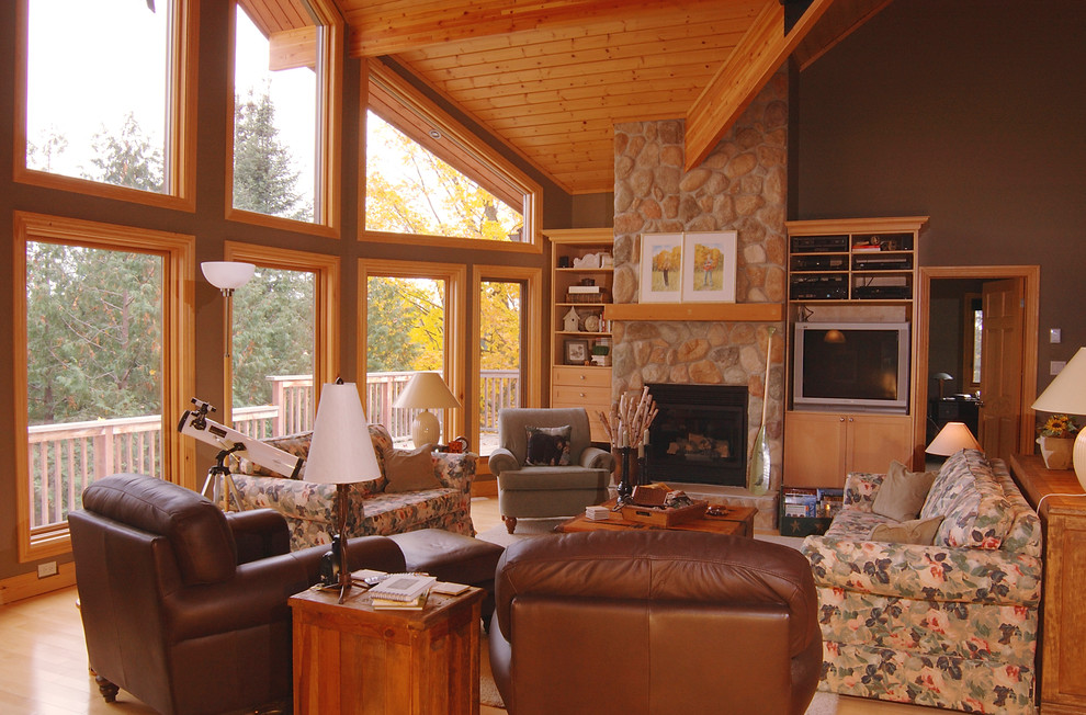 The Kingswood Model - Rustic - Living Room - Vancouver - by Linwood ...