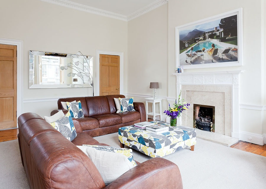 The New Town - Traditional - Living Room - Edinburgh - by Bergamot ...