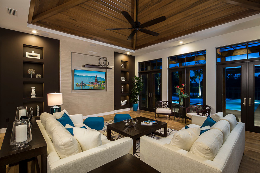 The Resolute - Transitional - Living Room - Tampa - by Murray Homes | Houzz