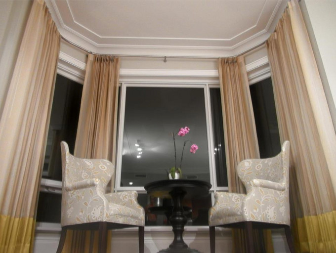 Traditional High Rise Living Room - Traditional - Living Room - Chicago ...