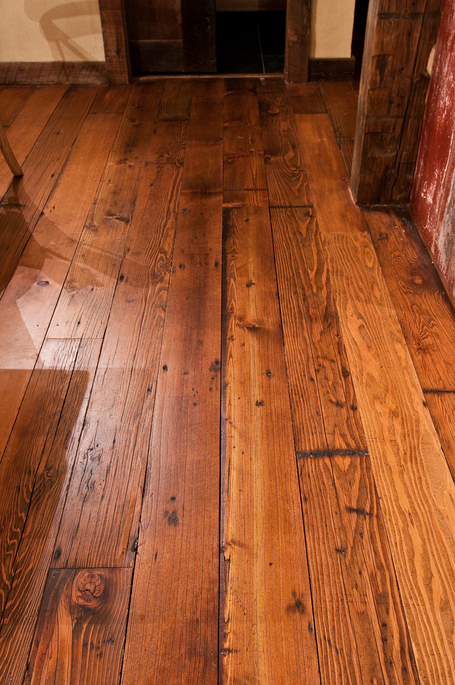 Trappers Cabin - Rustic - Living Room - Denver - by Somrak Concept and ...