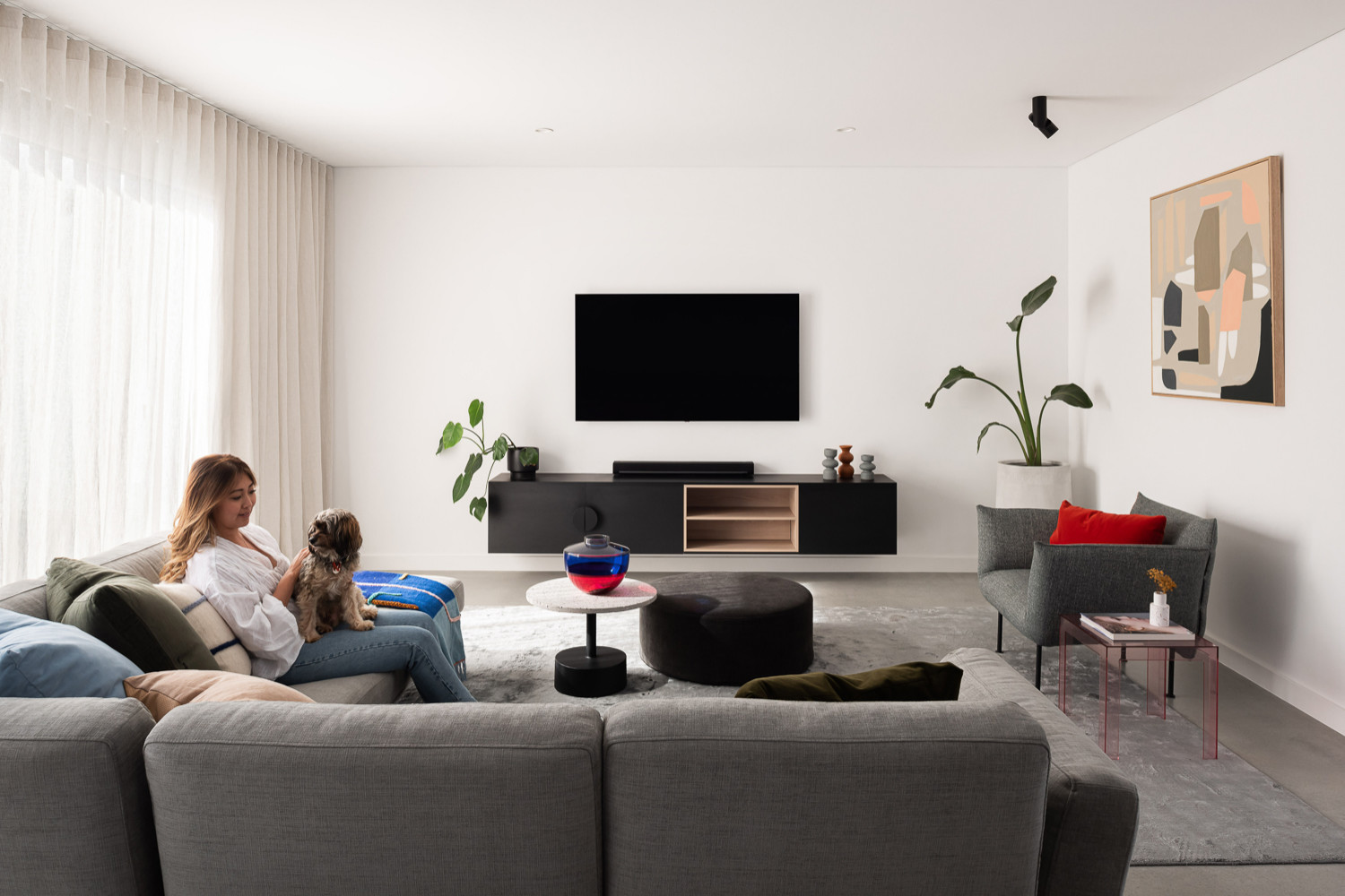 So What Can a 'Smart' Living Room Do? | Houzz NZ