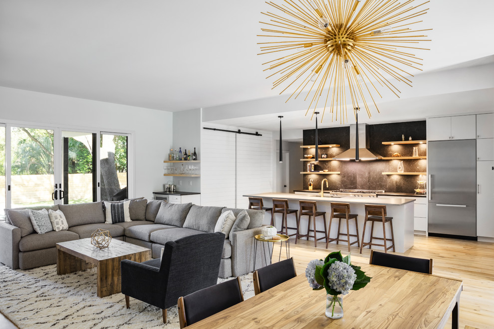 West Rim Residence - Farmhouse - Living Room - Austin - by Mosier ...