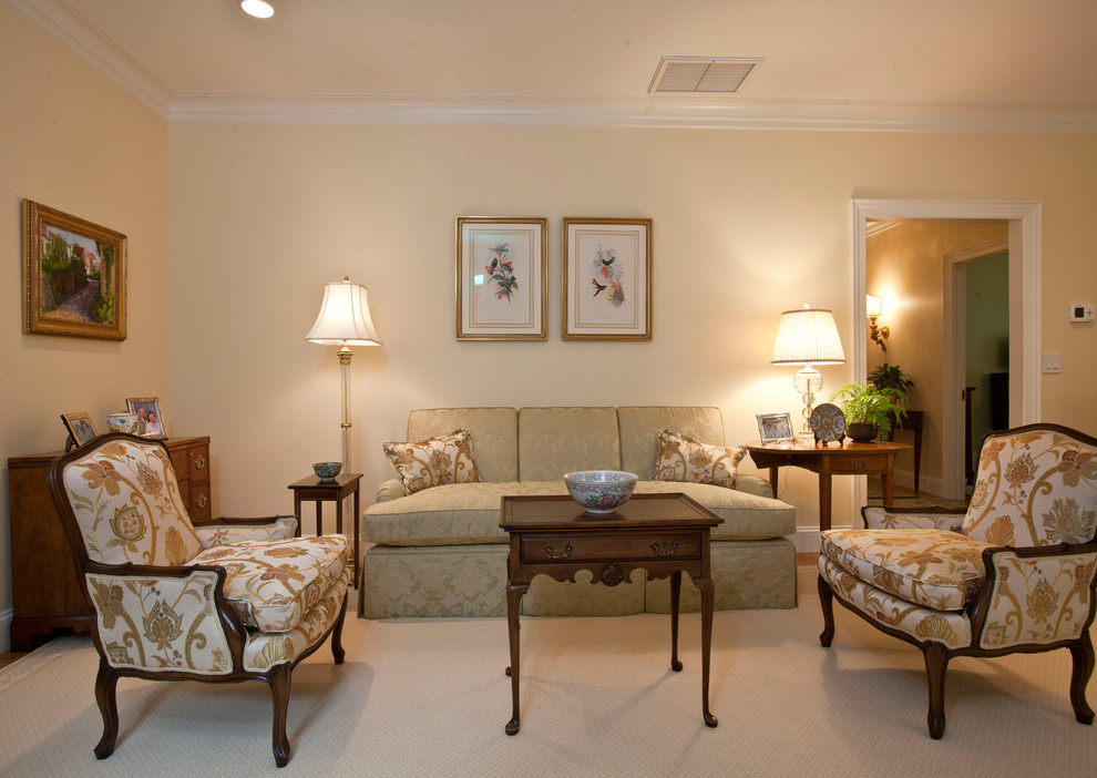 Wilmington Townhouse - Traditional - Living Room - Wilmington - by En ...