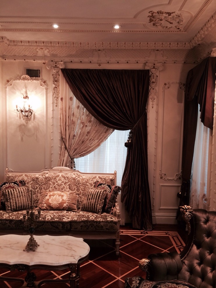 Window Treatment Design - Traditional - Living Room - New York - by ...