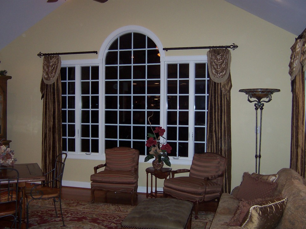 Window Treatment Gallery - Traditional - Living Room - Philadelphia ...