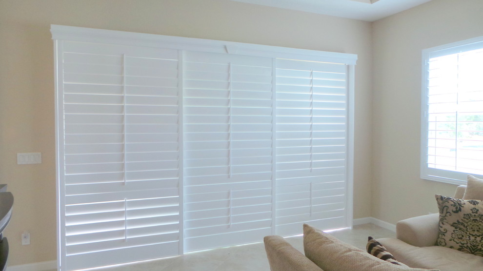 windows treatment ideas for living room - Modern - Living Room - Miami ...