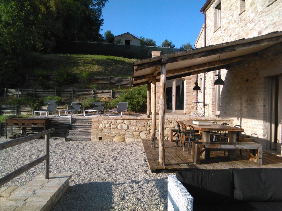 the watch tower in Montedinove, Le Marche - Farmhouse - Patio - Other ...