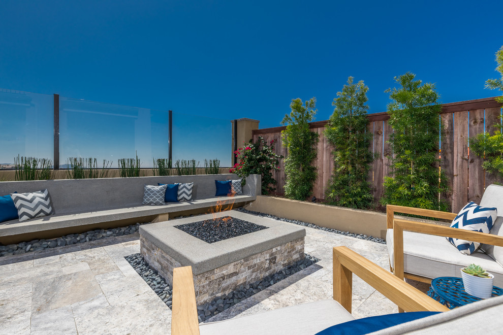 A small Modern Marvel - Modern - Patio - San Diego - by Zier Pools | Houzz