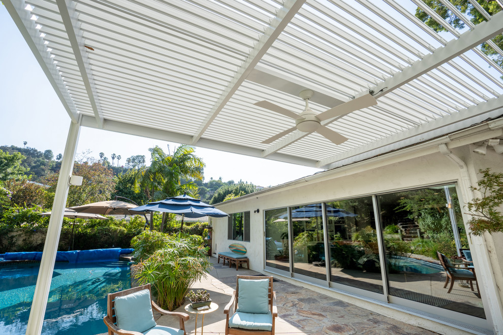 Adjustable Patio Cover - Stoneview Dr. - Modern - Patio - Los Angeles ...