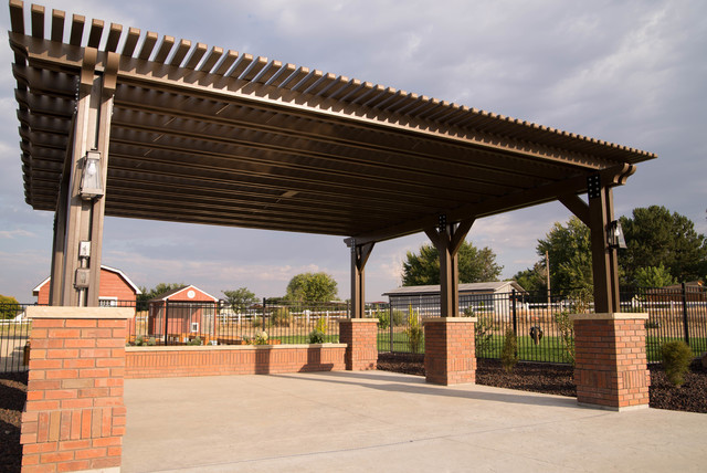 Beacon Light Timber Frame - Traditional - Courtyard - Boise - by ...