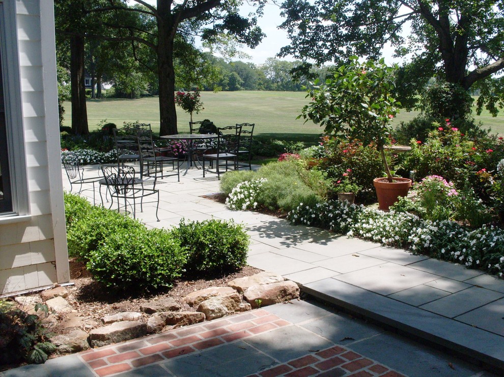 Bethlehem Backyard - Traditional - Patio - Philadelphia - by User | Houzz