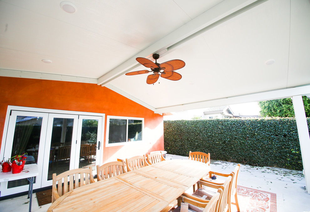 Bluebell Exterior Stucco Renovation - Midcentury - Patio - Orange County - by Builder Boy | Houzz IE