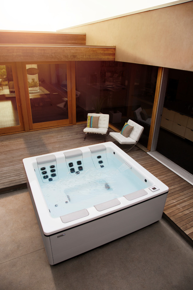 Bullfrog Spa Design Gallery - Modern - Patio - New York - by Barrett ...