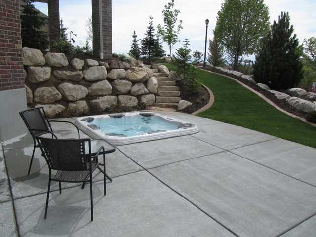 Bullfrog Spa Vault, Oasis Hot Tub & Sauna of New England - Modern ...