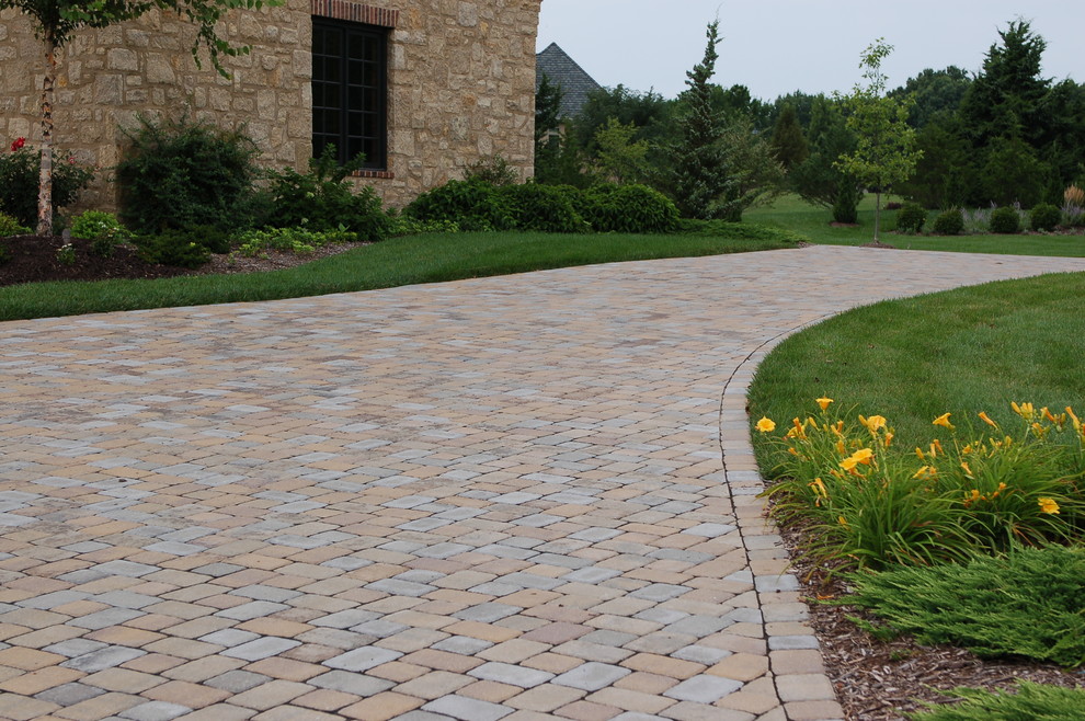 Cambridge Cobble Driveway - Traditional - Patio - Other - by Topeka ...
