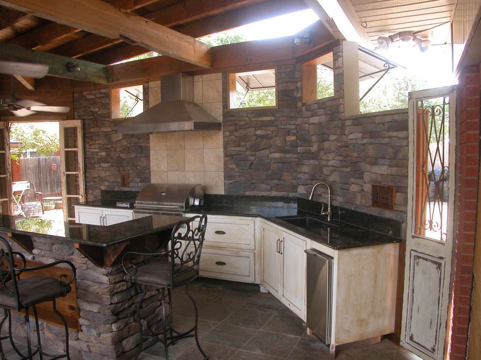 Carpenter Outdoor Kitchen - Traditional - Patio - New Orleans - by G ...