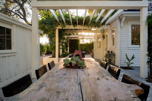 Houzz Tour: Historic Ranch in Santa Barbara Wine Country