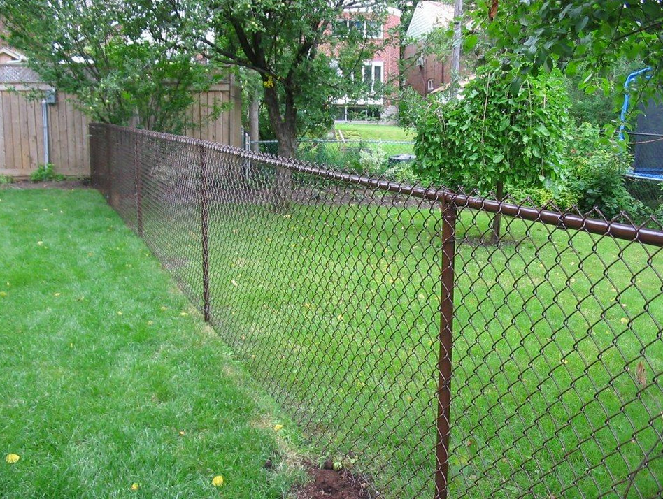 Chain Link Fence - Patio - Wichita - by Lundy Fence & Deck | Houzz