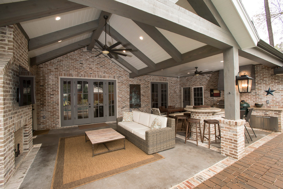 Chapel Bell - Traditional - Patio - Houston - by Cupic Custom Homes LLC ...