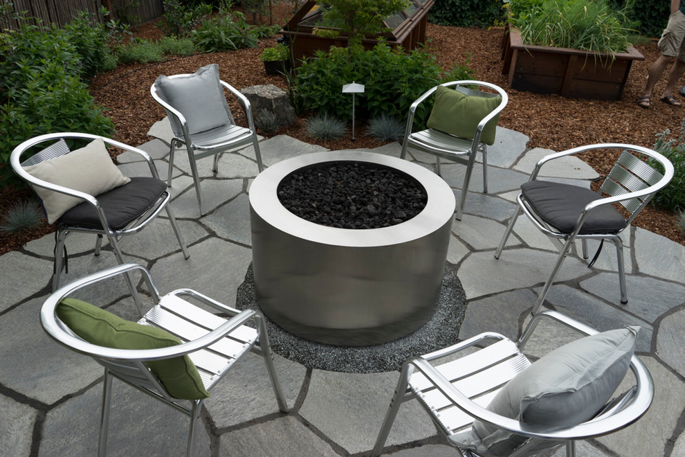 Charcoal Quartzite Flagstone - Modern - Patio - San Francisco - by ...