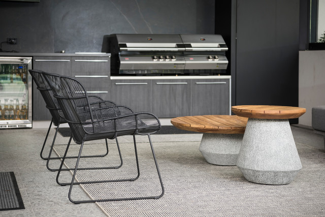 Contemporary Outdoor Entertainment Area - Contemporary - Patio ...