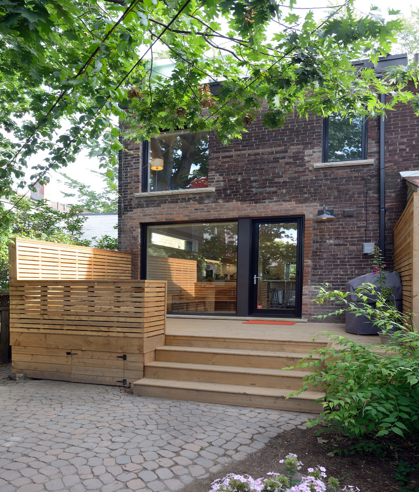 Contemporary Renovation Felstead, Toronto - Modern - Patio - Toronto ...