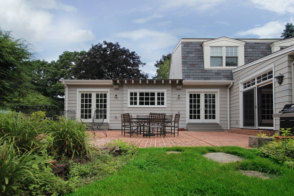 Courtyard off of the kitchen & great room - Patio - Newark - by ECS ...