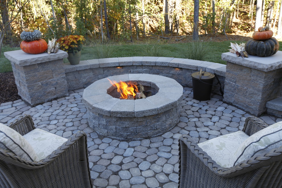 Curved to Perfection - Traditional - Patio - Richmond - by Outdoor ...