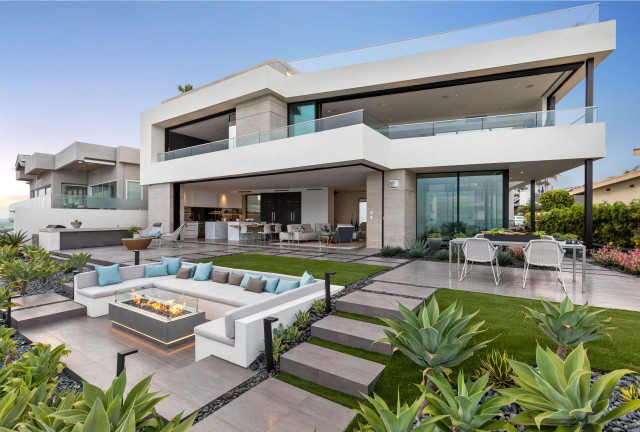 Custom Design - Outdoor Living - 3eleven - Contemporary - Patio - San ...