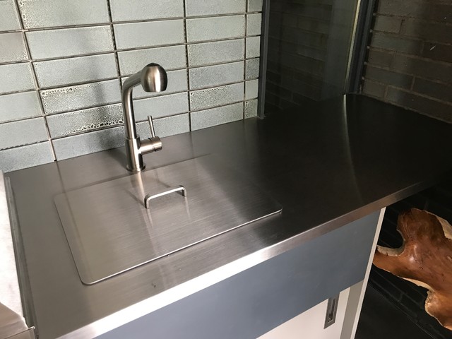 Custom lid for a custom stainless counter with an integral welded in ...