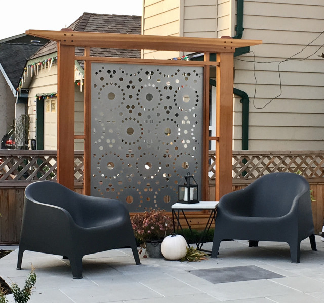 Custom metal and cedar privacy screen - Modern - Patio - Vancouver - by ...