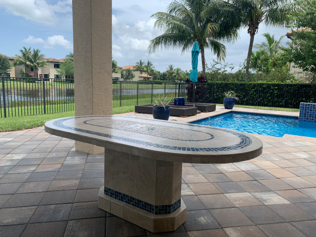 Custom Outdoor Dining Table with Matching Base - Craftsman - Terrasse ...