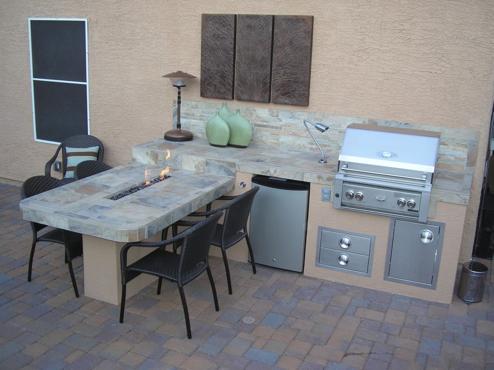 Custom Outdoor kitchens and BBQ Islands - Contemporary - Patio - Las ...