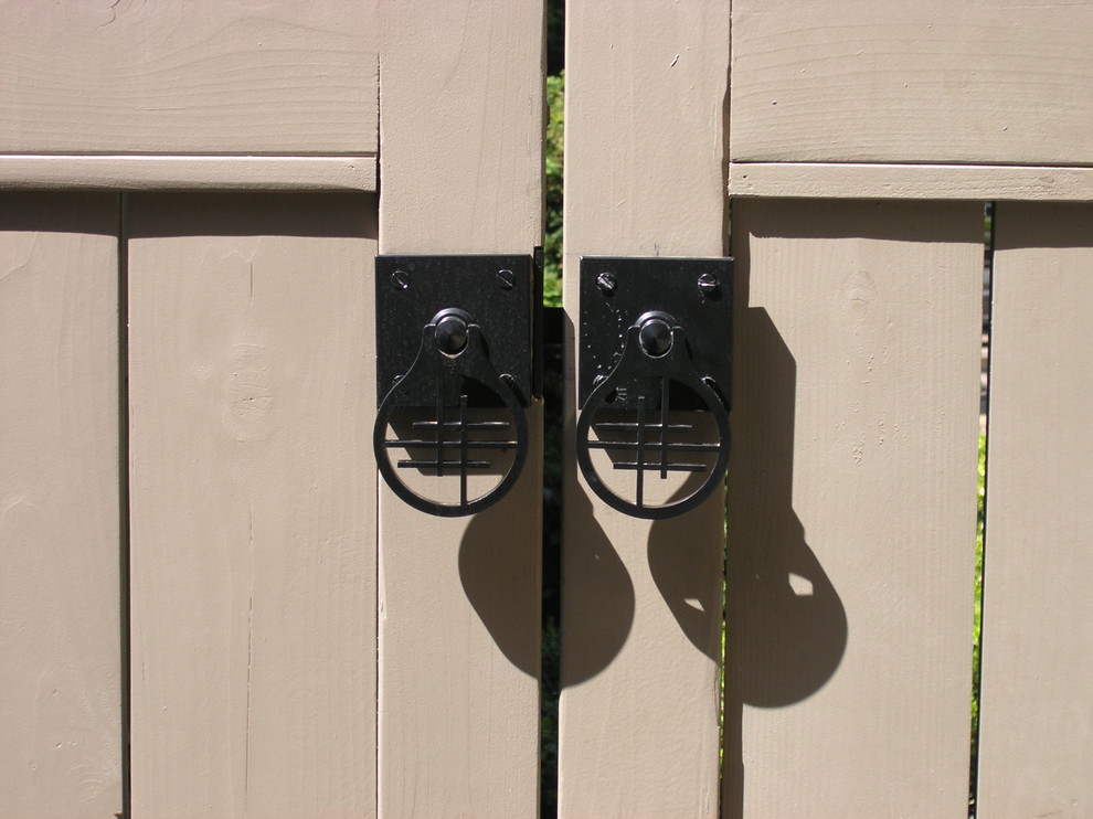 Double Gate with Dummy Handle Asian Gate Hardware - Asian - Patio ...