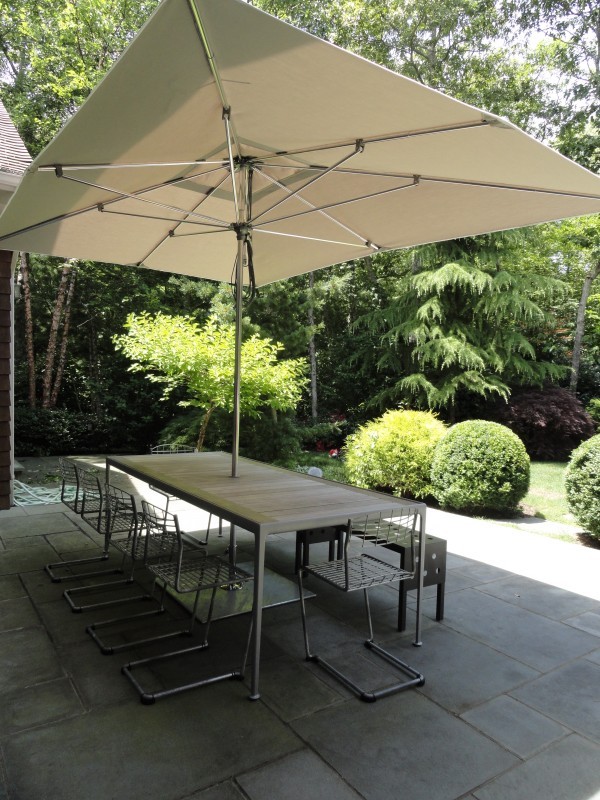 East Hampton Residence - Modern - Patio - Los Angeles - by Andy ...