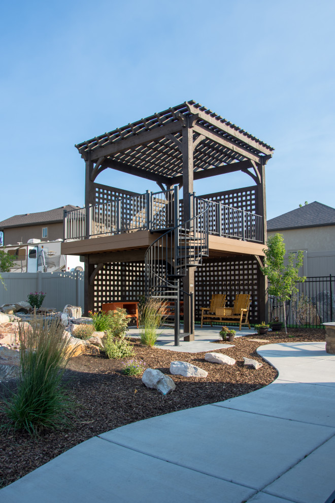 Entertainment Size | 2 Story Pergola Deck with Spiral Staircase - Patio ...