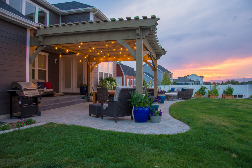 Entertainment Size | Timber Step Pergola w/Slight Curve to Mirror Paver ...