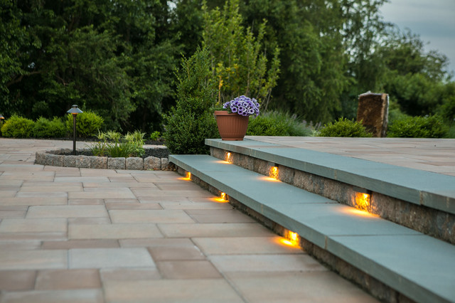 EP Henry Bristol Stone Patio - Clásico renovado - Patio - Filadelfia ...