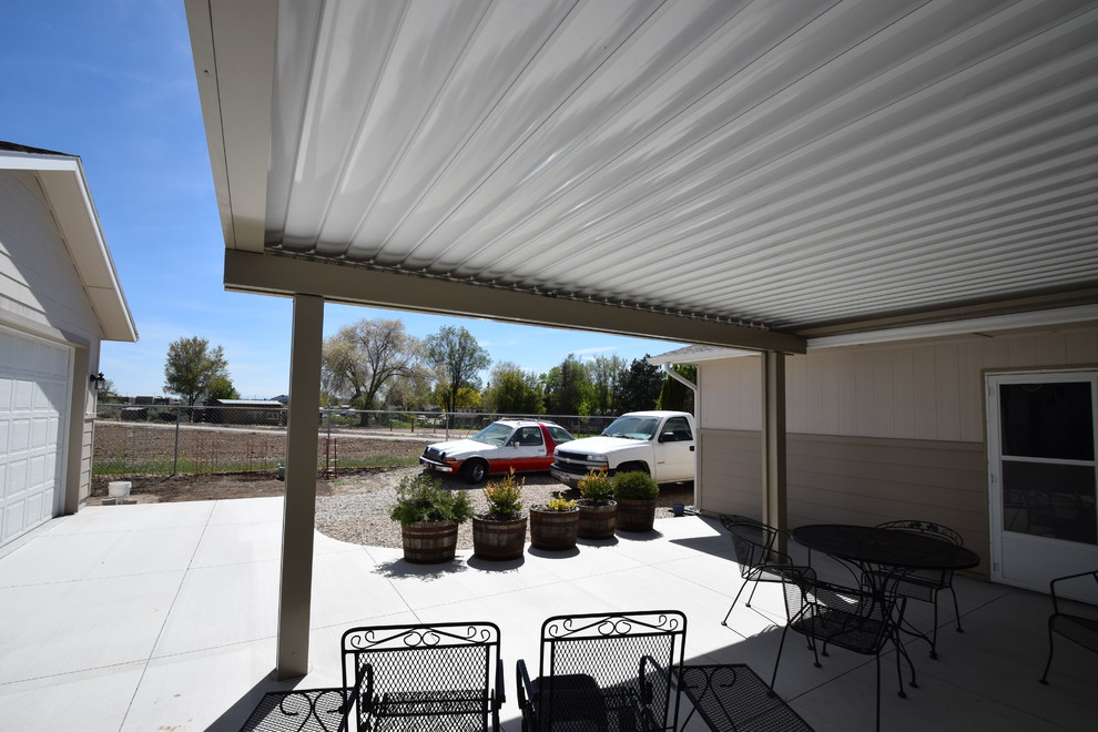 Equinox Louvered Roof - Modern - Patio - Boise - by Covertech | Houzz
