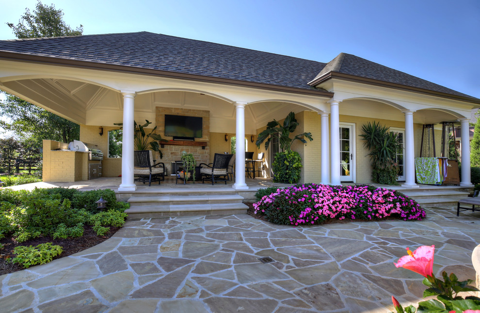 Farm Ridge - Traditional - Patio - Louisville - by Penny Love | Houzz