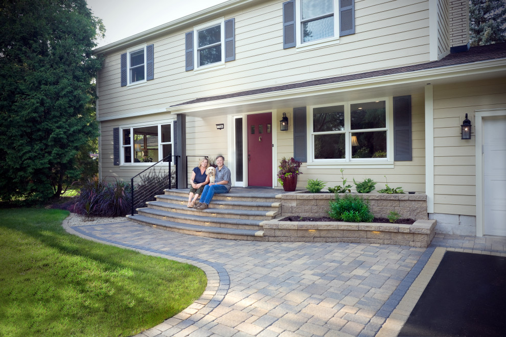 Front Entry Versatility - Patio - Minneapolis - by Villa Landscapes ...